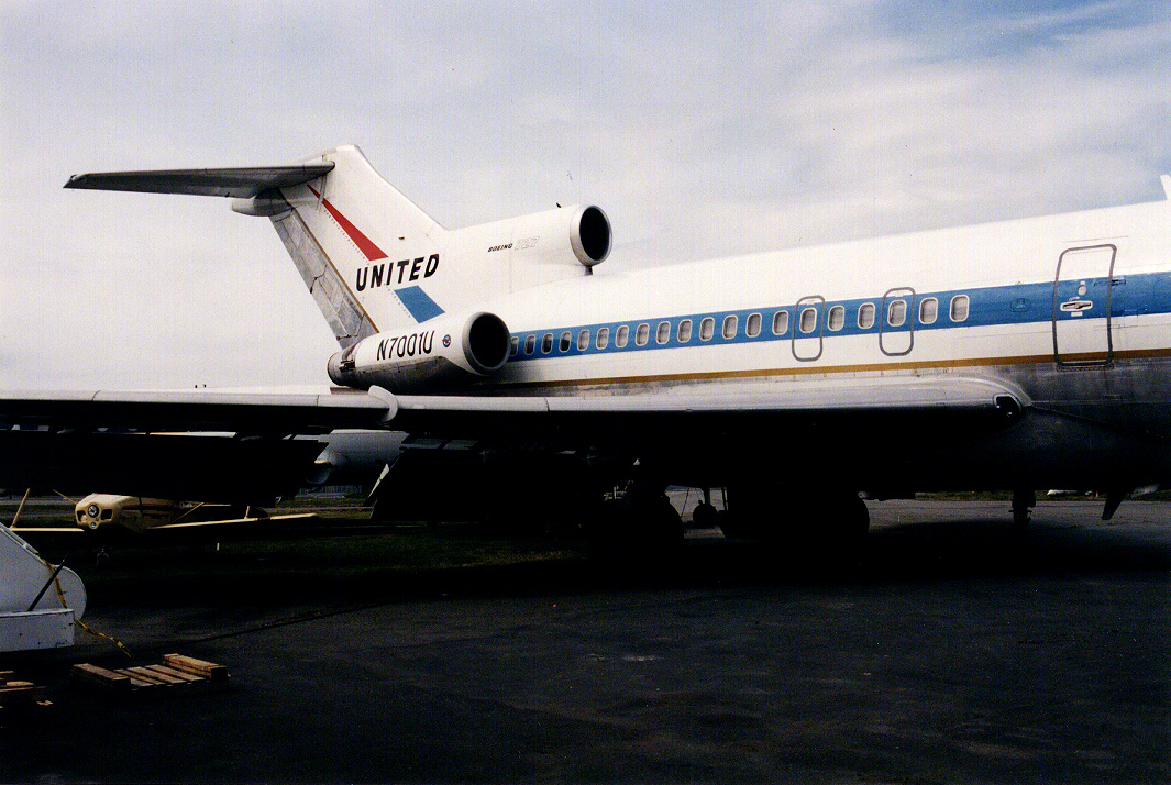 Boeing 727 #1 (N7001U)